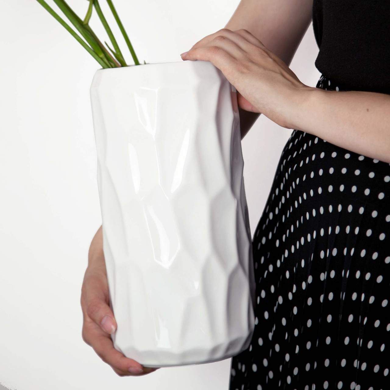 Ваза керамическая для цветов настольная 28 см Яра Белый Rezon V003 ...