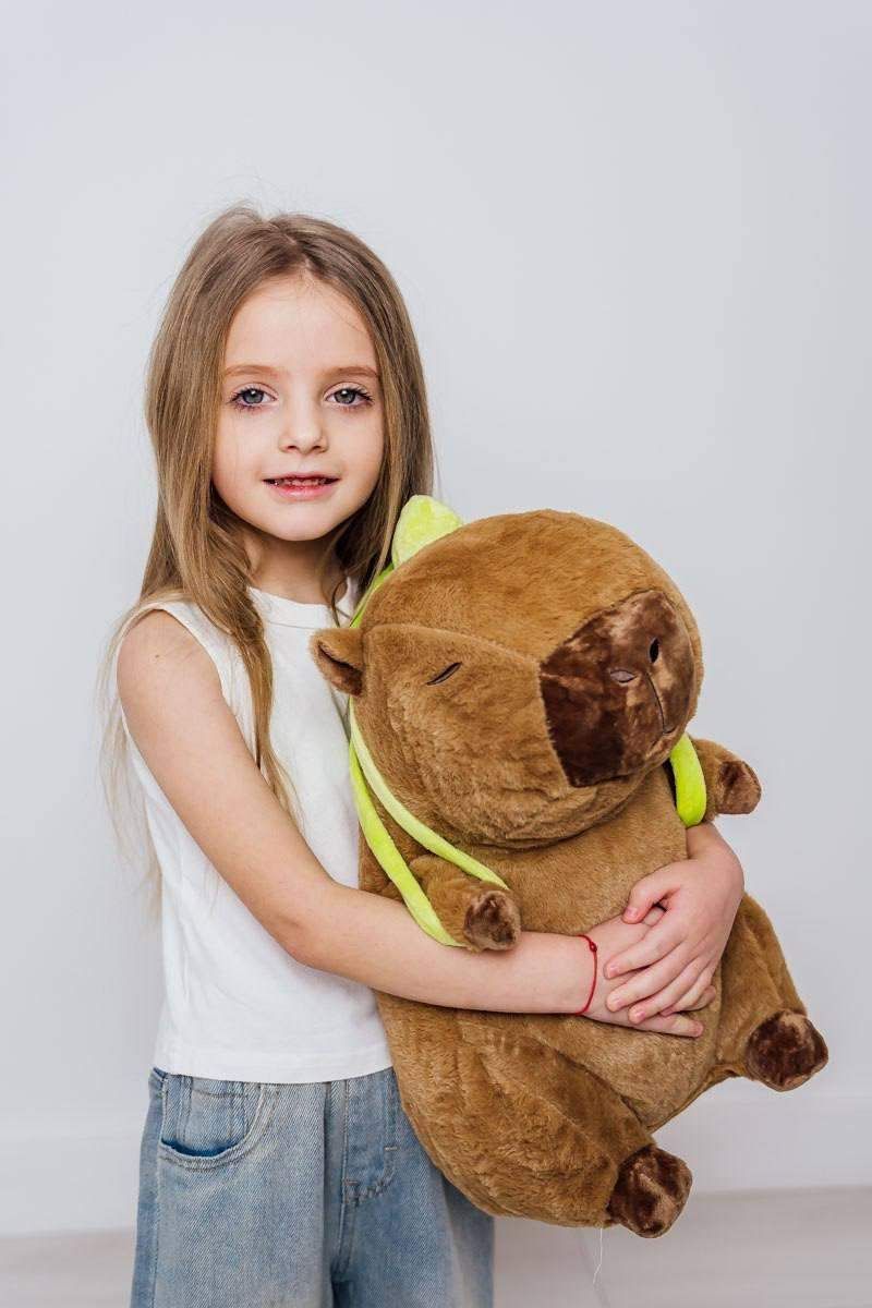 Плед подушка іграшка 3в1 капібара з рюкзаком 120х150 см (П4К-pol-igr-pled-001-02) (1294925 ...