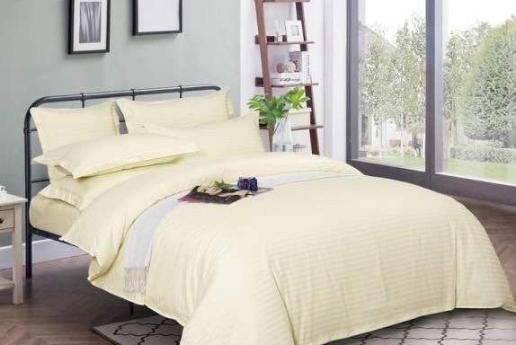 Комплект постільної білизни на резинці Наша Швейка Сатин страйп Шампань ...