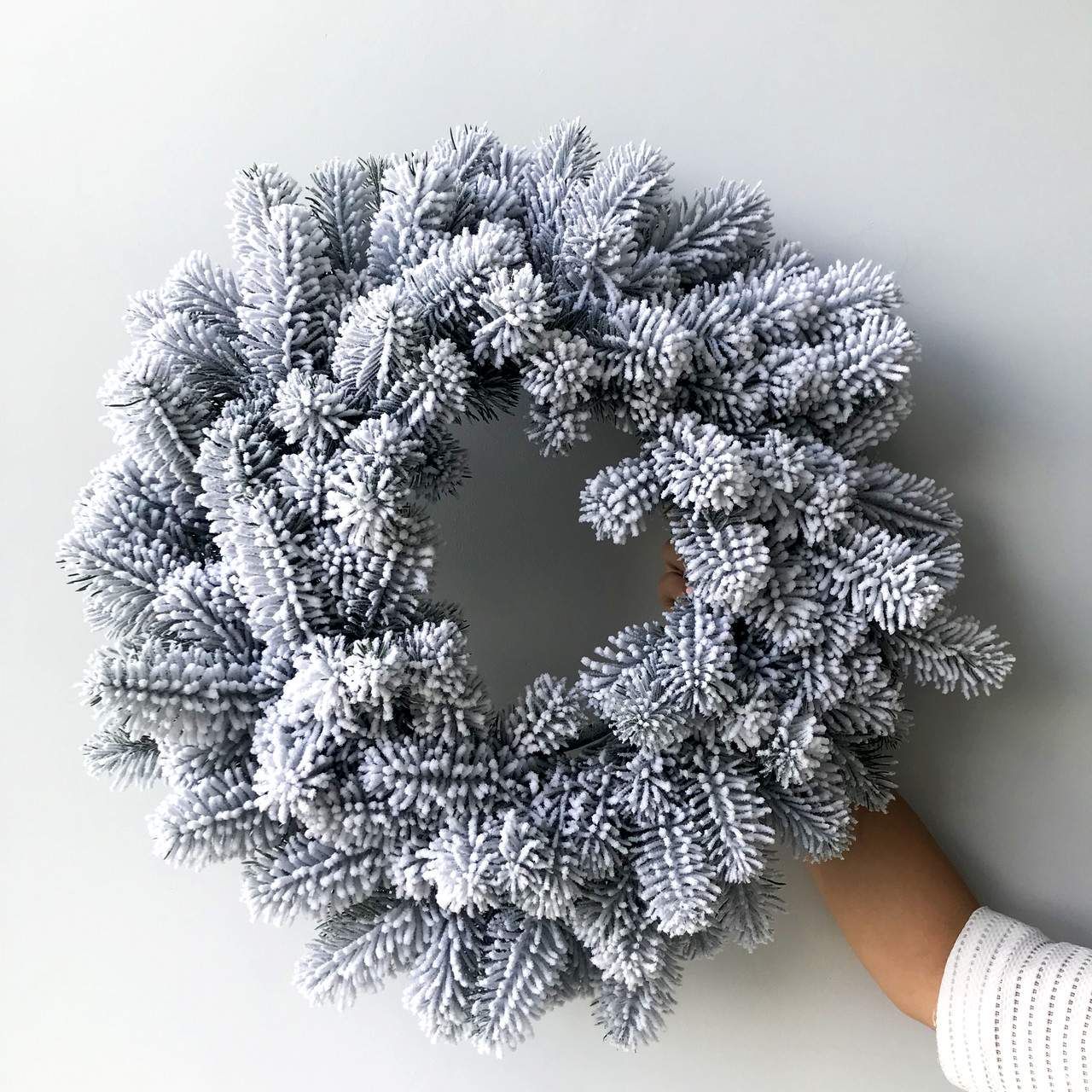 Вінок новорічний різдвяний Premium з литої хвої d-55 см засніжений ...