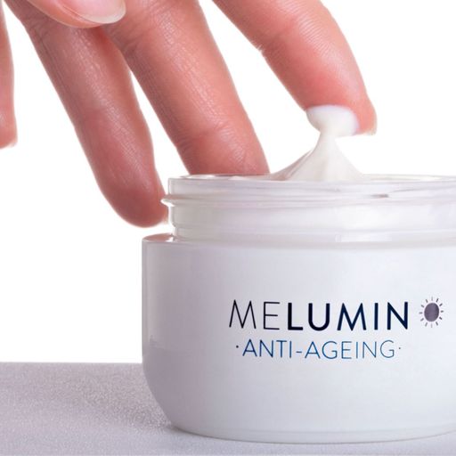 Денний захисний освітлювальний крем для обличчя Dermedic Melumin Anti ...